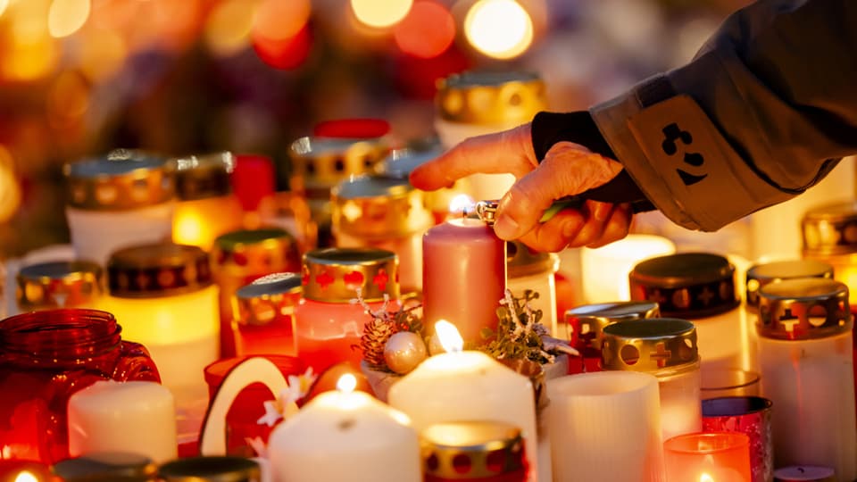 Kanton Wallis und der Schulbeginn nach der Brandkatastrophe - Audio ...